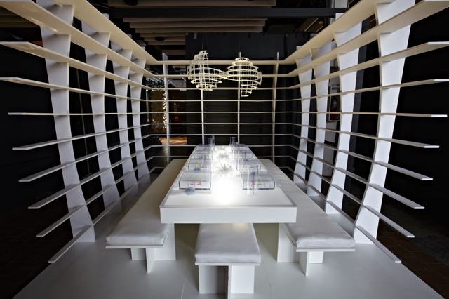 DIFFA'S Dining By Design