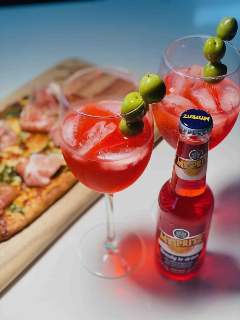 Best Cocktails Before And After Dinner